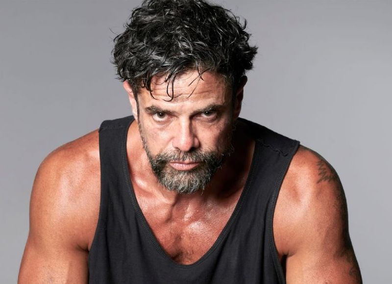 VIDEO | Luciano Castro se presenta en el Coliseo Podestá con "Caer y ...