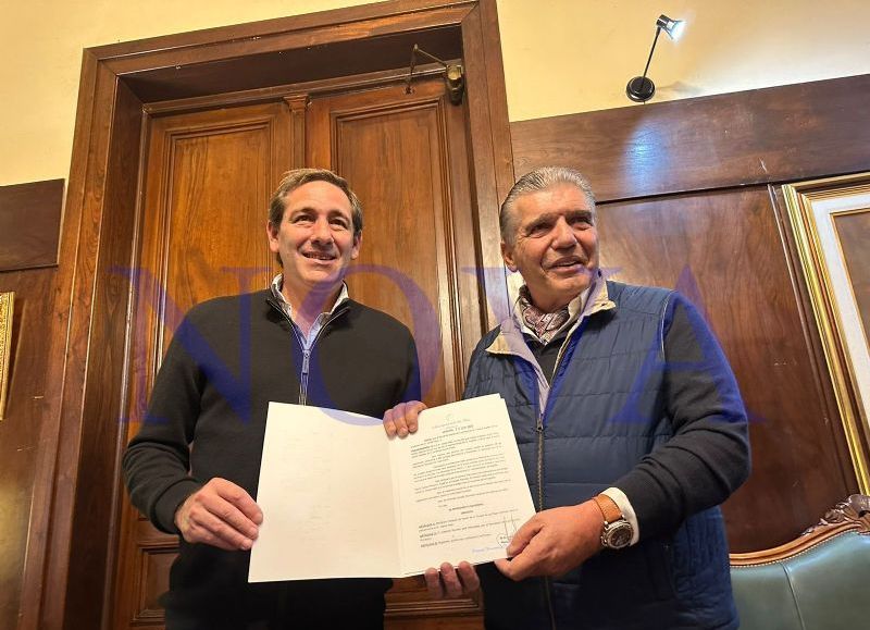 VIDEO | Garro recibió a Carlos Páez, sobreviviente de la tragedia de ...